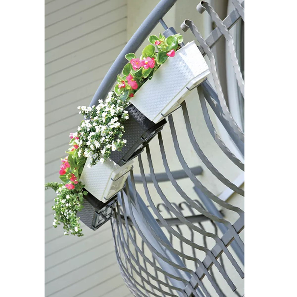Hanging Planter Flower Pot Hooks Planter Balcony Railing Patio UV Resi ...